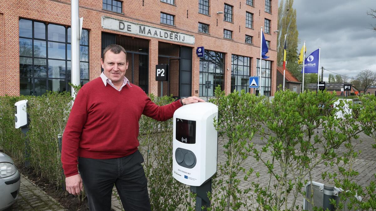 Groep Bolckmans realiseert met Europese steun in één klap driehonderd laadpunten | GVA